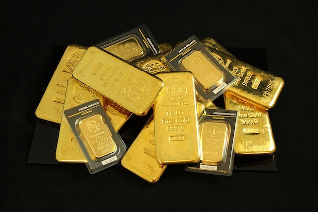 Are Gold Prices Expected to Fall? A 2025-2026 Outlook